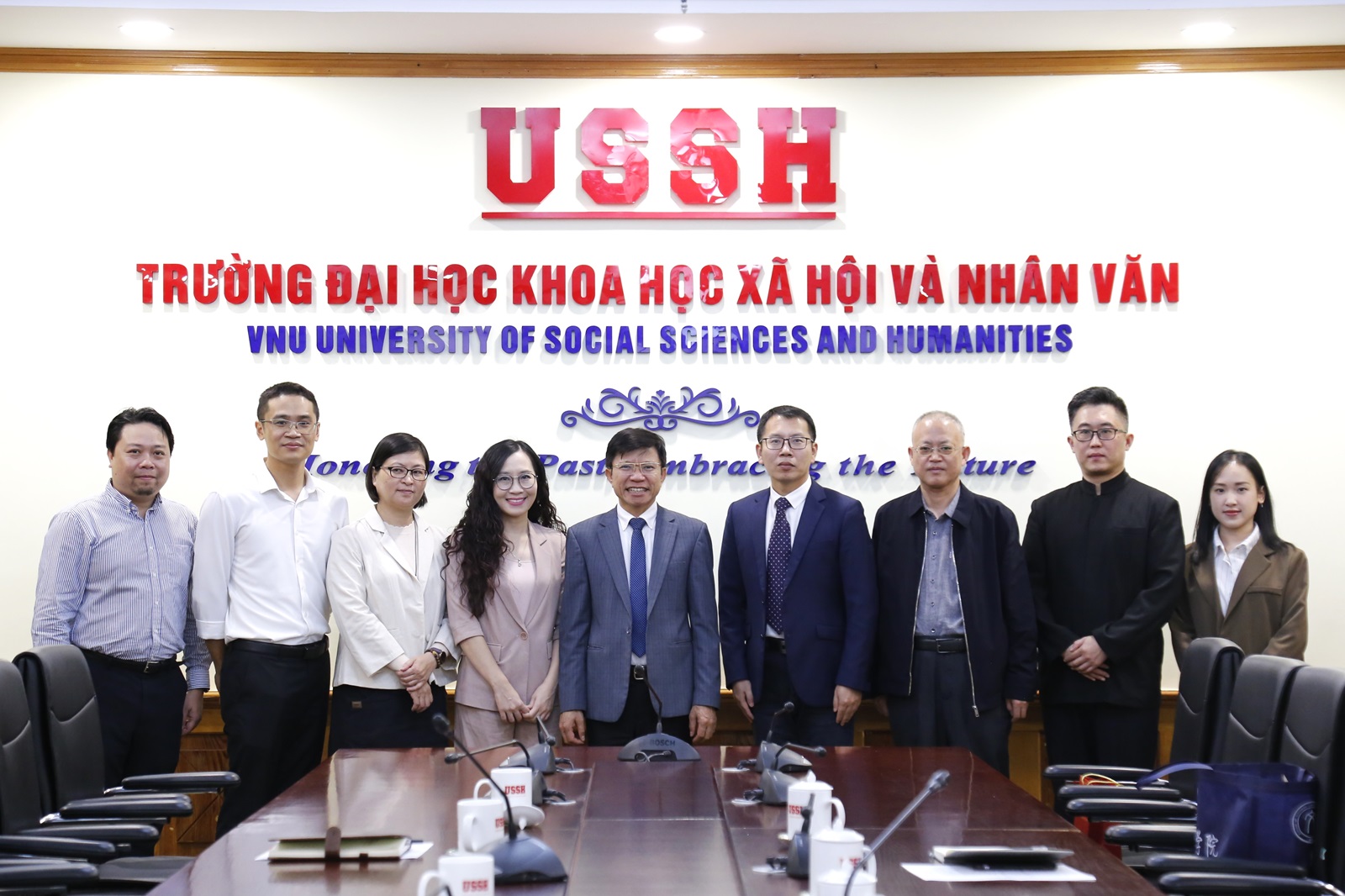 Mở rộng cơ hội trao đổi sinh viên, công nhận tín chỉ giữa VNU-USSH và ...